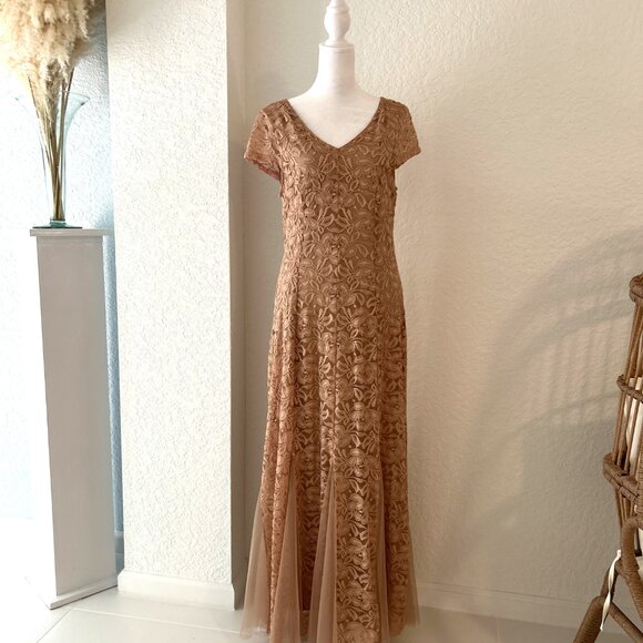 candalite | Dresses | Candalite Dusty Rose Lace Evening Dress | Poshmark